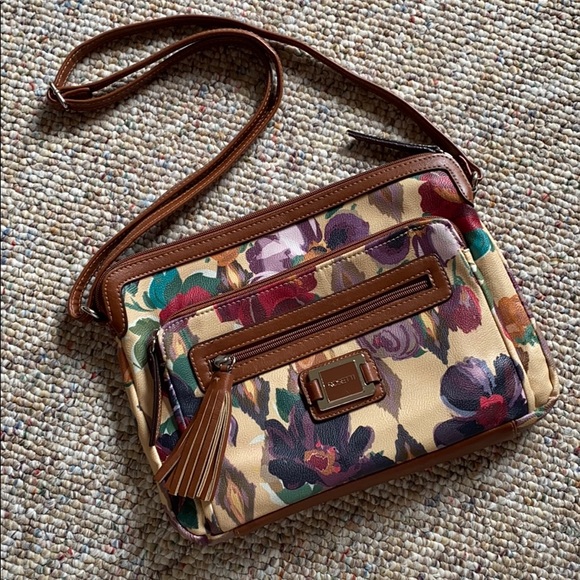 Rosetti | Bags | Rosetti Convertible Crossbody Floral Purse | Poshmark